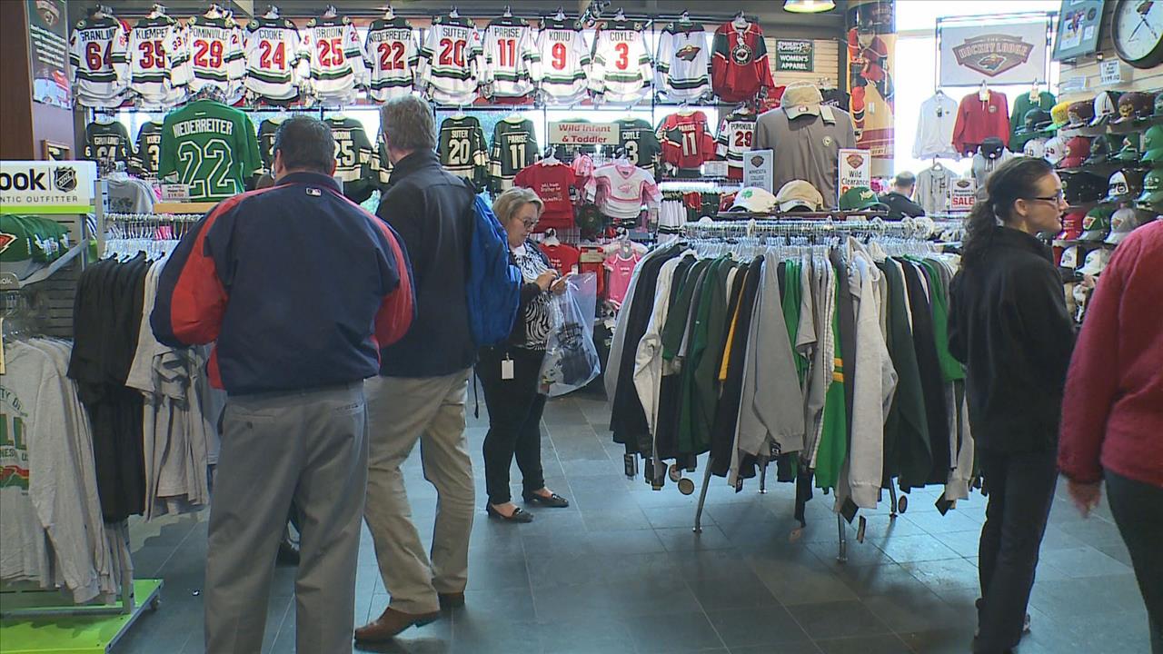 Wild fans rev up for Chicago | kare11.com