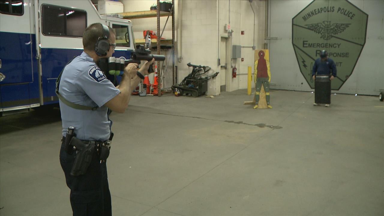 MPD demonstrates 'sponge rounds' fired in Dinkytown riots | kare11.com