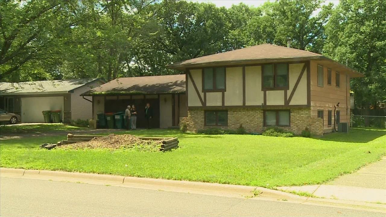 Officials inspect home filled with snakes | kare11.com
