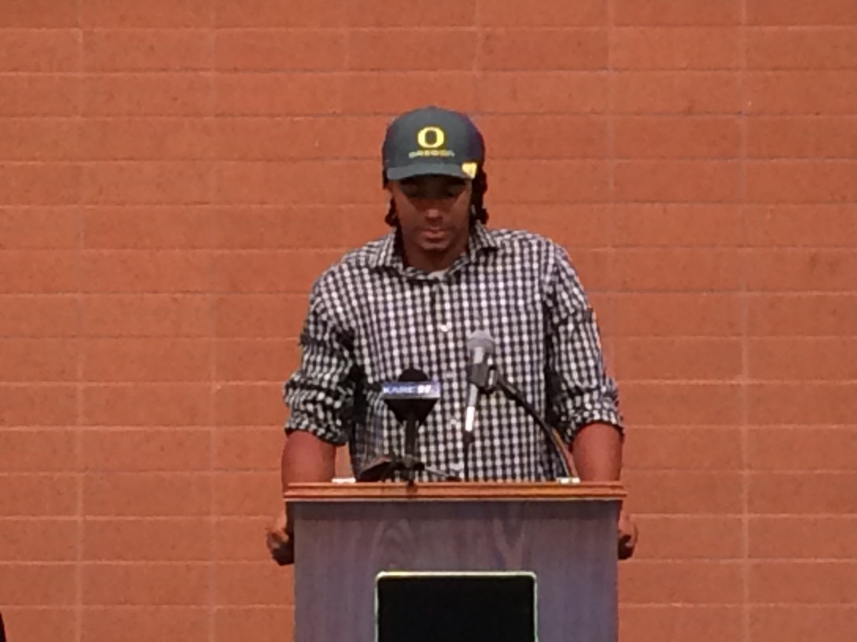 East Ridge QB Seth Green chooses Oregon | kare11.com