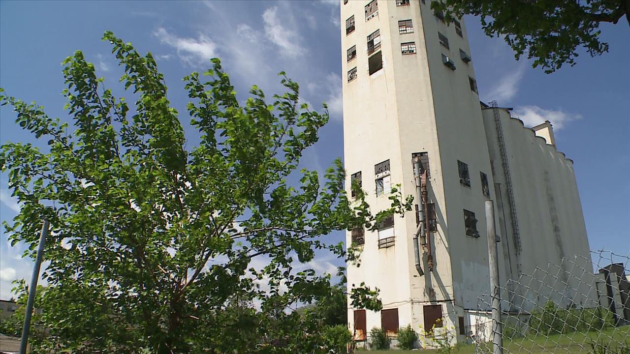 Grain elevator owner not against demolition after death | kare11.com