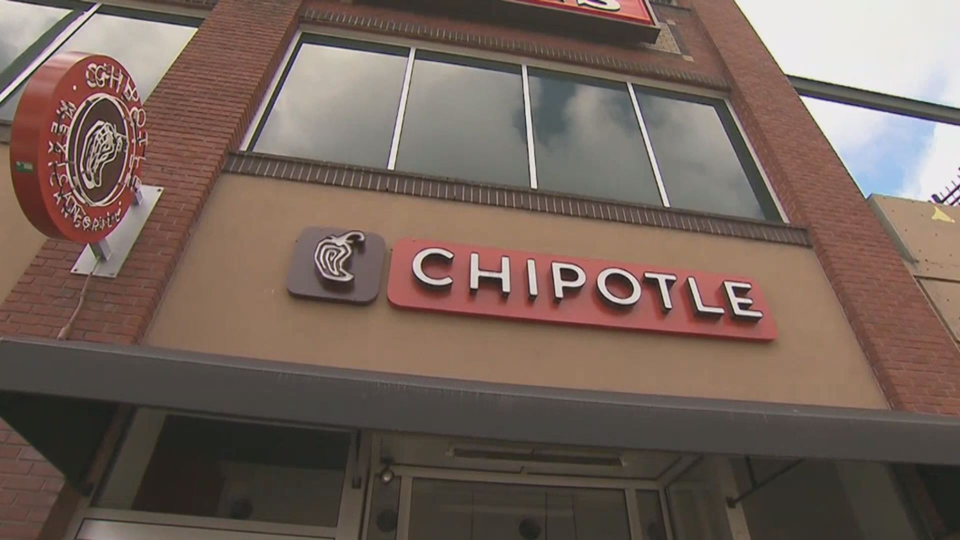 Chipotle looks to recover with temporary loyalty program | kare11.com
