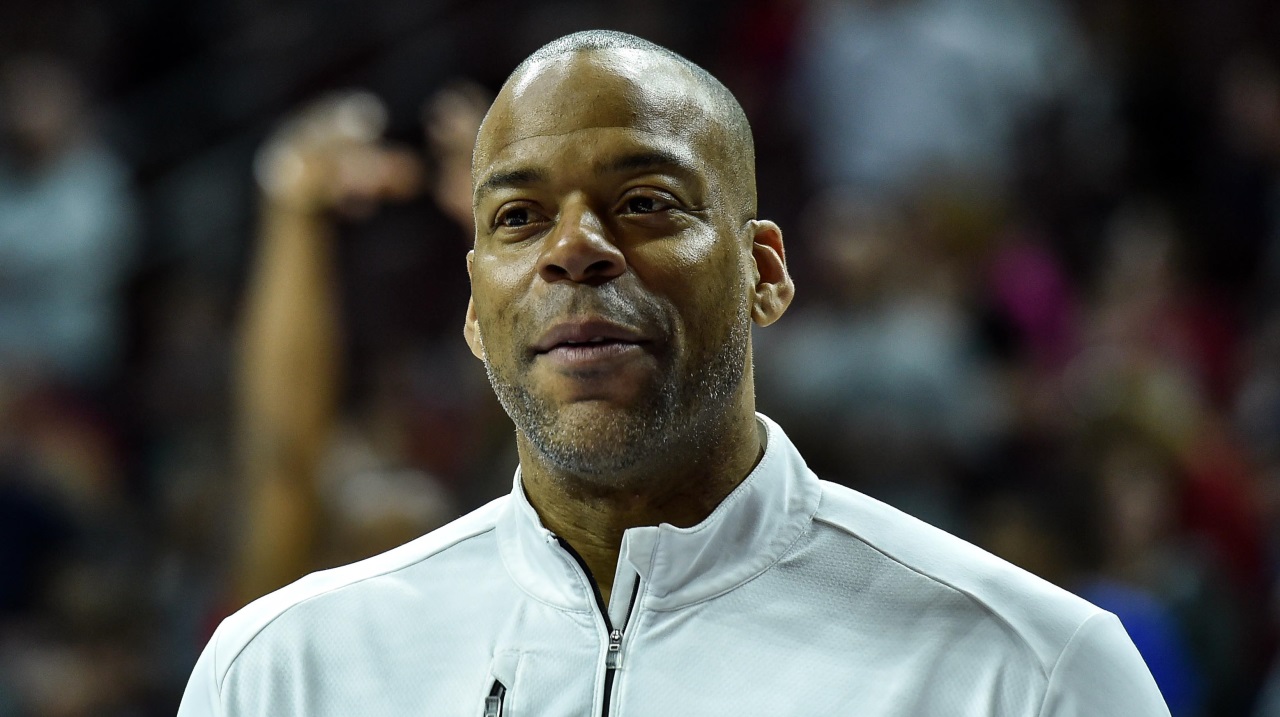 Former Timberwolf Sean Rooks dead at 46 | kare11.com