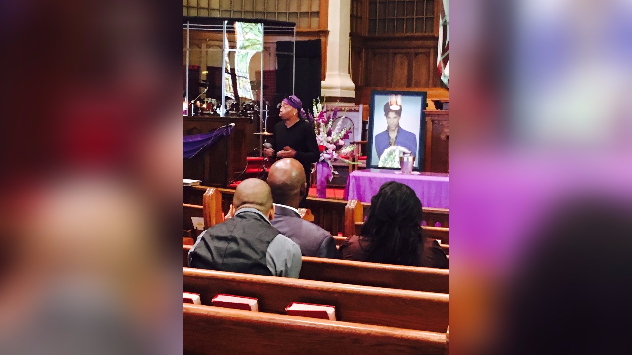 Prince's family opens up about life after his death | wtsp.com