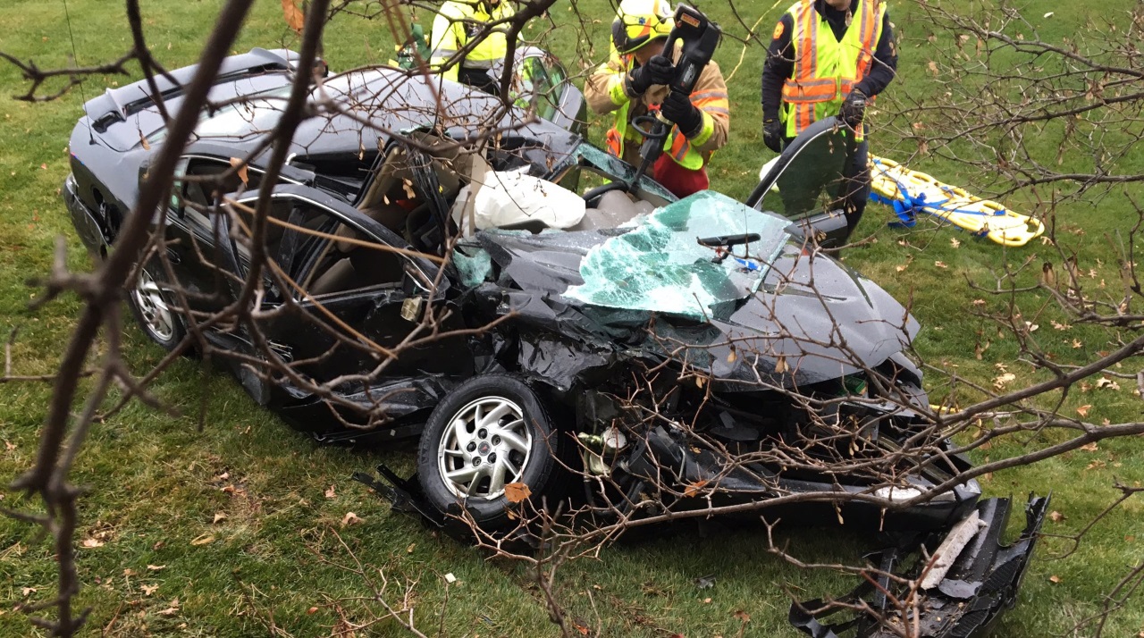 Close call as bus, car collide in Eagan | kare11.com