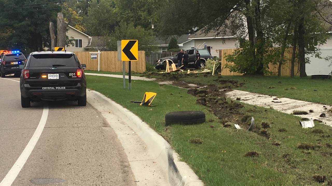 Man fleeing police leads to crash | kare11.com